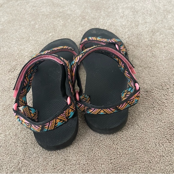 Teva | Shoes | Boomerang Pink Teva | Poshmark
